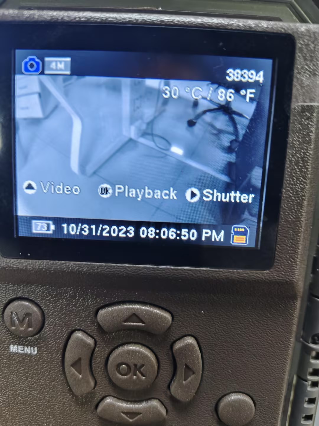 Why does the camera show a black and white image instead of color at ...